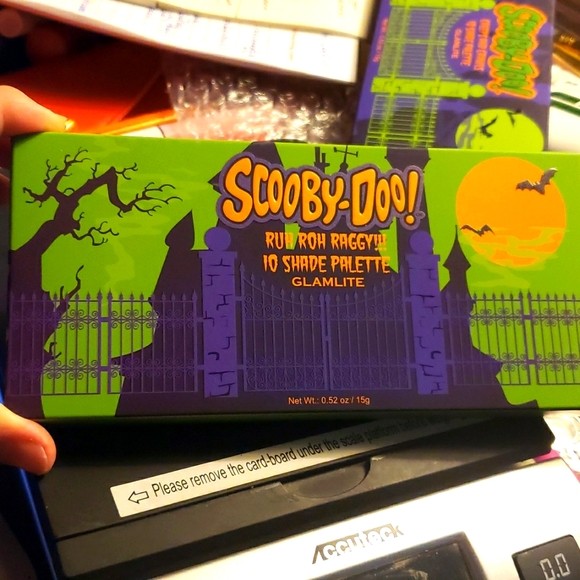 Glamlite | Makeup | Glamlite Scoobydoo Ruh Roh Raggy Shade Eyeshadow ...